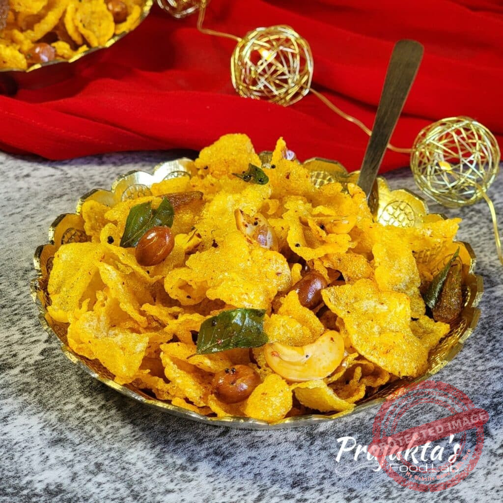 Super Crunchy Cornflakes Chivda - Prajakta's Food Lab